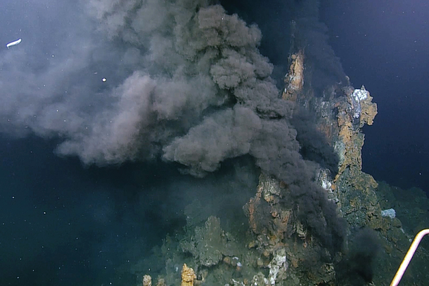 Virtual Vents: The Changing Face of Hydro-Thermalism Revealed - Schmidt ...